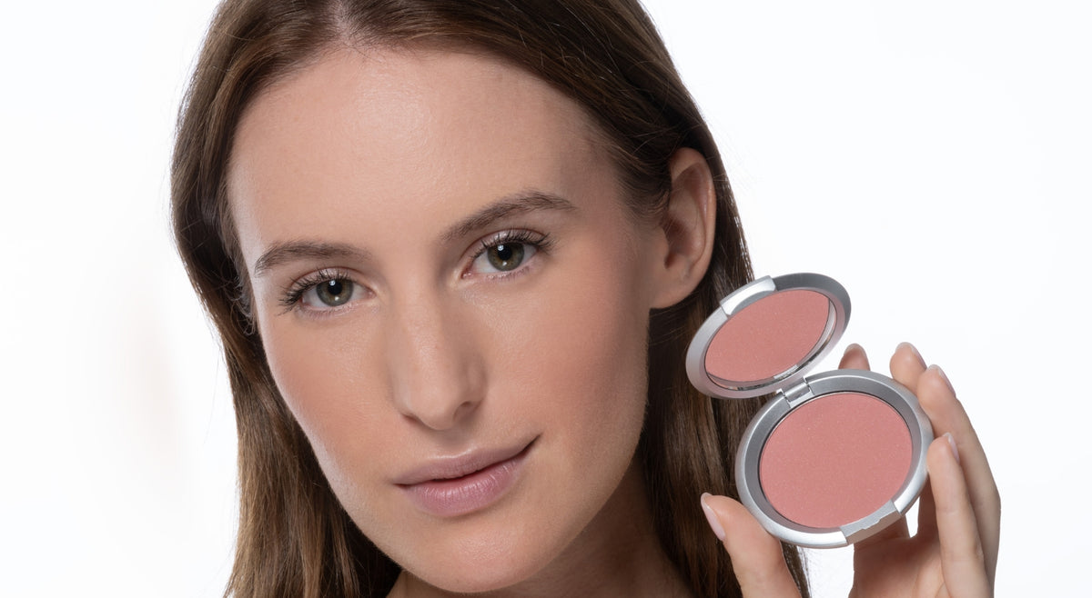 Tutoriel : Comment appliquer son fard à joues ? – Maison Théophile LeClerc